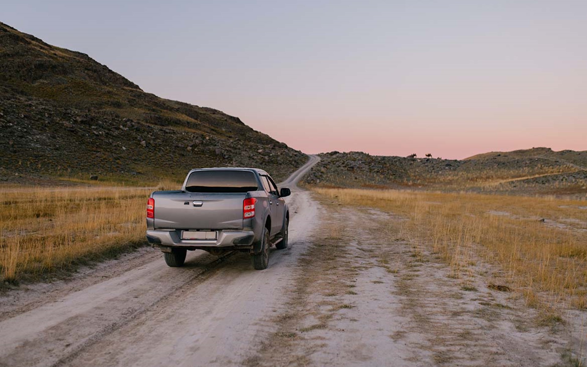 Self-Drive Travel: How to Prepare for a Road Trip, What to Bring, and ...